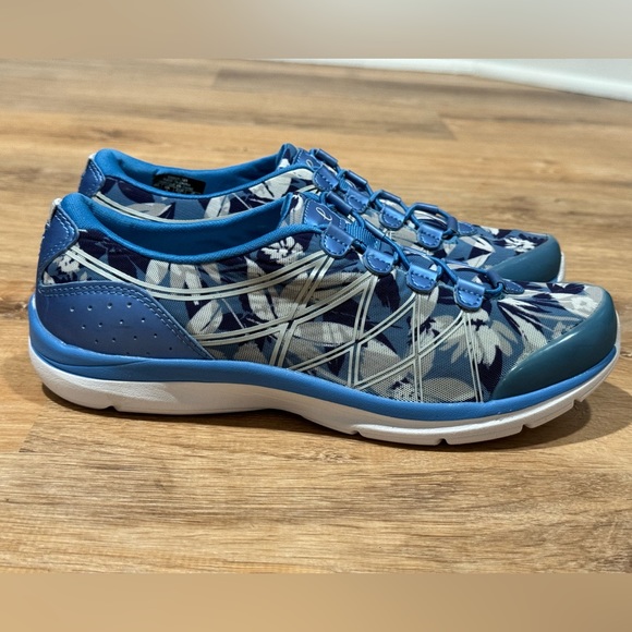 Easy Spirit | Shoes | New Easy Spirit E36 Blue Quiltek Slip On Sneaker ...